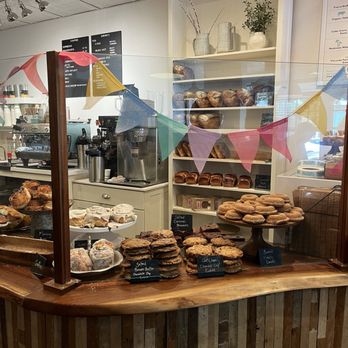 BLOOM BAKE SHOP - Updated January 2025 - 246 Photos & 202 Reviews ...