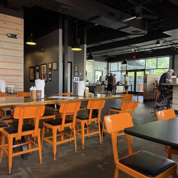 THE BEARDED PIG - Updated July 2025 - 1906 Photos & 1625 Reviews - 1808 ...