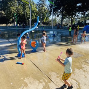 LA PINTORESCA PARK - 49 Photos & 26 Reviews - 45 E Washington Blvd ...