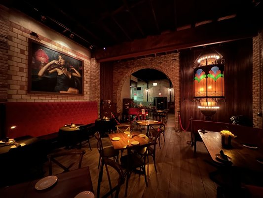 SIDEBAR - Updated July 2025 - 219 Photos & 102 Reviews - 215 E ...