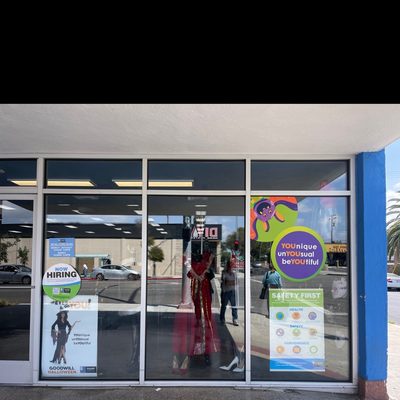 GOODWILL SOUTHERN CALIFORNIA RETAIL STORE & DONATION CENTER - Updated ...