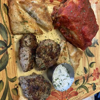 LAKIS GREEK RESTAURANT - Updated October 2025 - 110 Photos & 117 ...