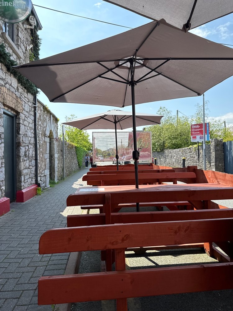 MOLLY’S PUB - Updated March 2024 - 82 Main St, Midleton, Co. Cork ...