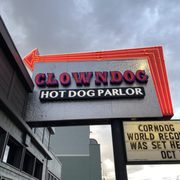CLOWNDOG HOT DOG PARLOR - 133 Photos & 88 Reviews - 3624 Central Ave SE ...