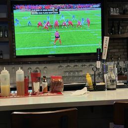 KNP SOCIAL - Updated January 2026 - 128 Photos & 49 Reviews - 11720 ...