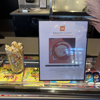 WAREHOUSE CINEMAS ROTUNDA - Updated May 2024 - 88 Photos & 39 Reviews ...