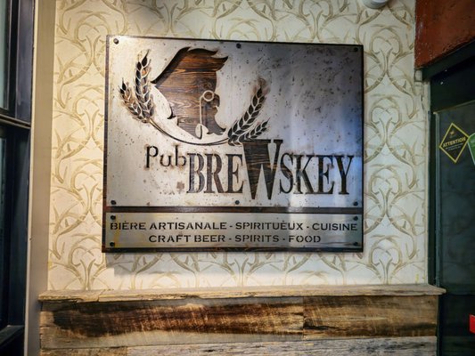 PUB BREWSKEY - Updated April 2025 - 400 Photos & 252 Reviews - 380 Rue ...