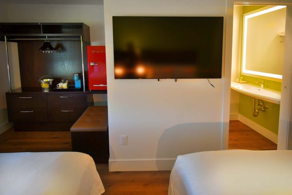 FOOTHILLS MOTEL - 41 Photos & 34 Reviews - 13431 Bowman Rd, Auburn, CA ...