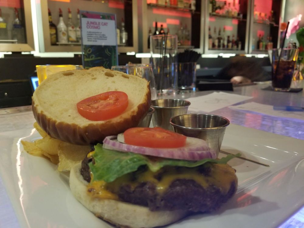 ALOFT BOLINGBROOK - 92 Photos & 134 Reviews - 500 North Janes Avenue ...