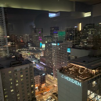 PEAKS LOUNGE - Updated August 2024 - 243 Photos & 256 Reviews - 650 ...