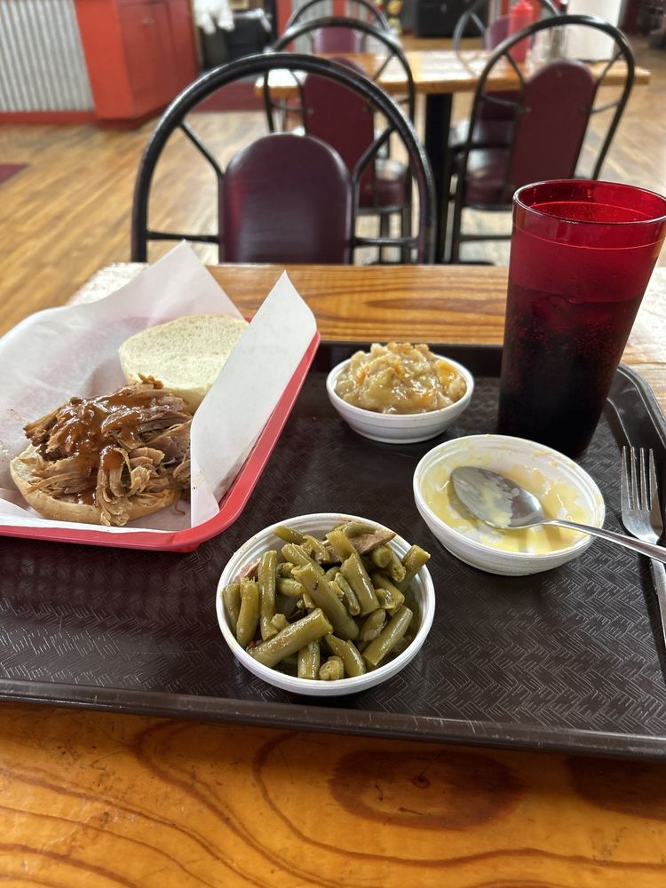 CARL’S BAR-B-Q - Updated February 2026 - 103 Photos & 226 Reviews ...