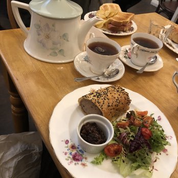 THE ENGLISH ROSE CAFE AND TEA SHOP - Updated January 2025 - 476 Photos ...