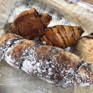 SANDER’S BAKERY - 24 Photos & 20 Reviews - 159 Lee Ave, Brooklyn, NY - Yelp