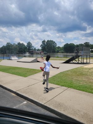 ANGIER RECREATION PARK - Updated July 2025 - 17 Photos - Hickory St ...