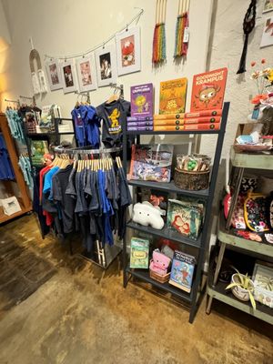 CRAFTY WONDERLAND - Updated December 2025 - 86 Photos & 85 Reviews ...