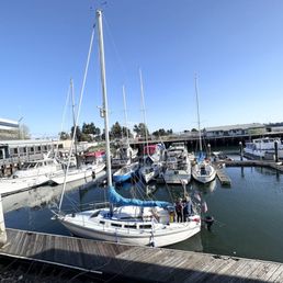 QUINN’S LIGHTHOUSE - Updated June 2025 - 1078 Photos & 1117 Reviews ...