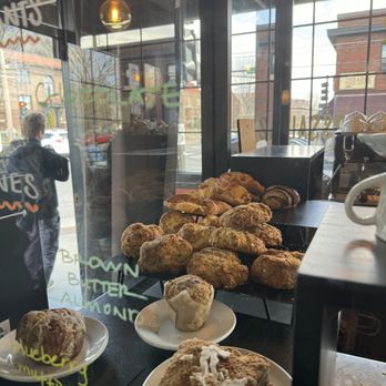 COLOSSAL CAFE - Updated October 2025 - 229 Photos & 286 Reviews - 1340 ...