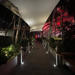 QUINTO - Updated July 2025 - 945 Photos & 569 Reviews - 788 Brickell ...