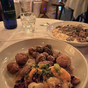 THE BEEHIVE - 1247 Photos & 2375 Reviews - 541 Tremont St, Boston, MA ...