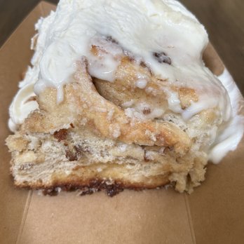 ISLES BUN & COFFEE - Updated August 2024 - 352 Photos & 503 Reviews ...