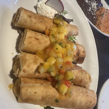 CHA CHA’S LATIN KITCHEN - Updated May 2024 - 4267 Photos & 4703 Reviews ...