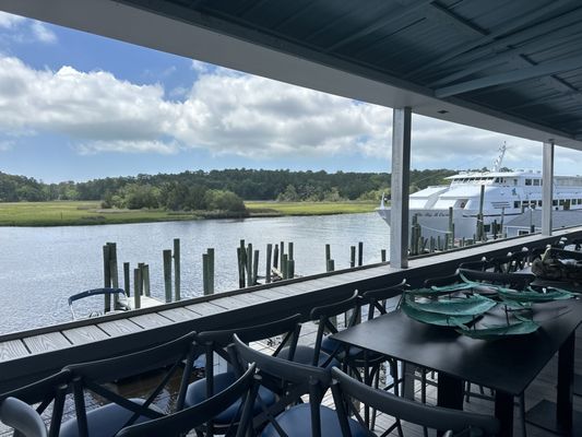 MAKOS MARINA BAR & GRILL - Updated May 2025 - 41 Photos & 33 Reviews ...