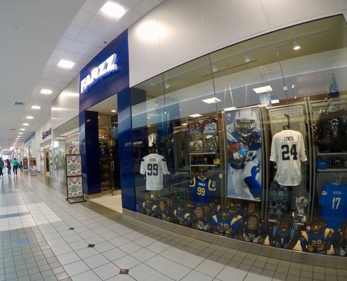 FANZZ - 11 Photos & 12 Reviews - Sports Wear - 20700 Avalon Blvd ...