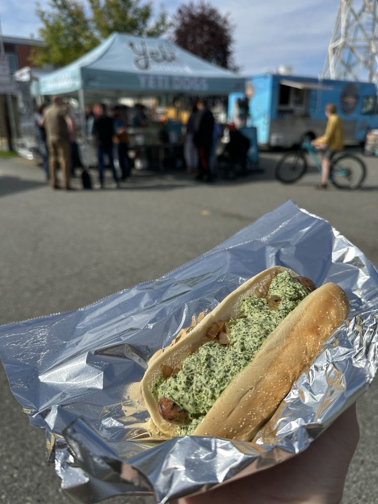 YETI DOGS - Updated December 2025 - 38 Photos & 30 Reviews - 9401 ...