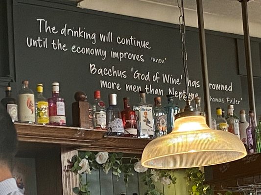 THE WHITE LION - Updated June 2024 - 53 Photos & 35 Reviews - 24 James ...