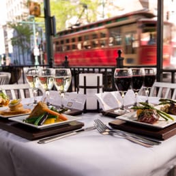 FLIGHT RESTAURANT AND WINE BAR - Updated January 2026 - 1921 Photos ...