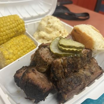 TEX 808 BBQ & BREWS - Updated January 2025 - 337 Photos & 310 Reviews ...