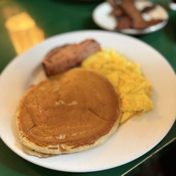 HI SPOT CAFE - Updated August 2025 - 285 Photos & 500 Reviews - 1410 ...