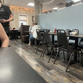 PURE COUNTRY FAMILY RESTAURANT - Updated September 2025 - 62 Photos ...