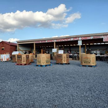 HARTLAND FARM AND ORCHARD - Updated December 2025 - 32 Photos - 3205 ...