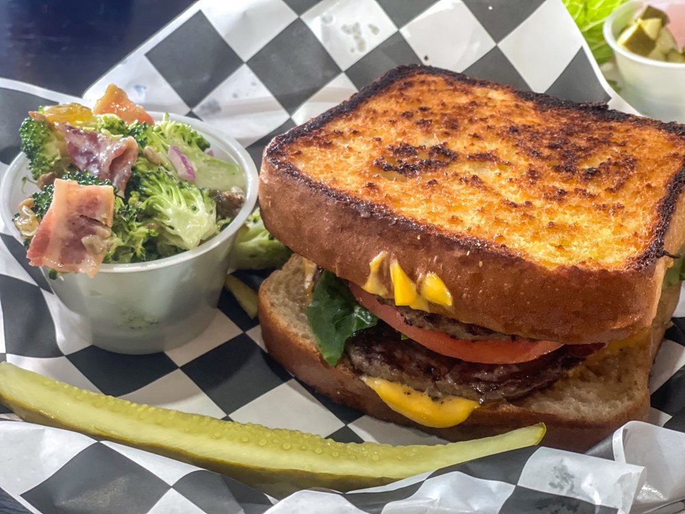 THE TABLE ON FULTON - 206 N Fulton St, Wauseon, Ohio - Breakfast ...