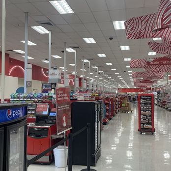 TARGET - Updated December 2025 - 46 Photos & 133 Reviews - 16806 N 7th ...