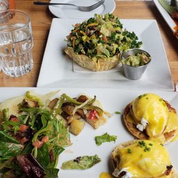 THE HEIGHTS BAR & GRILL - 252 Photos & 387 Reviews - 2867 Broadway, New ...