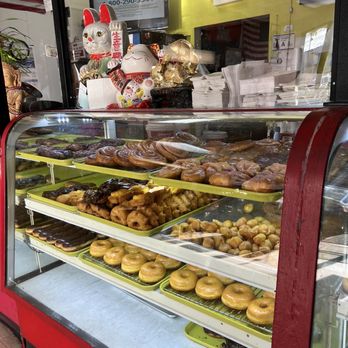 FRIENDLY DONUT HOUSE - Updated May 2024 - 529 Photos & 433 Reviews ...