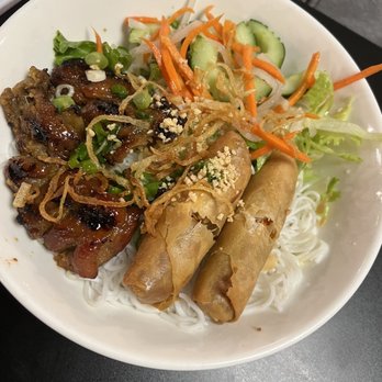PHO MIGNON - Updated June 2024 - 332 Photos & 394 Reviews - 12557 116th ...
