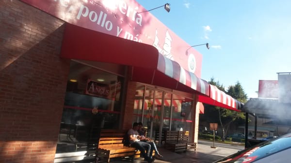 RYC ALIMENTOS - 21 Photos & 10 Reviews - Escuela Naval Militar 801 ...