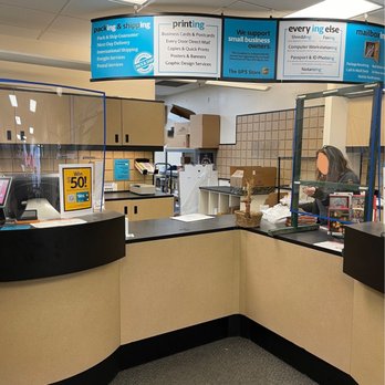 THE UPS STORE - Updated December 2025 - 46 Photos & 100 Reviews - 4044 ...