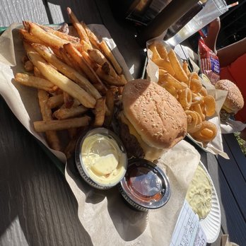 HELVETIA TAVERN - Updated November 2025 - 425 Photos & 583 Reviews ...