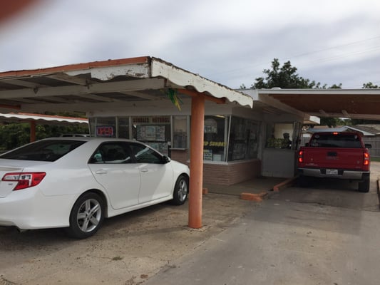 DIXIE DOG DRIVE-IN - Updated October 2025 - 15 Photos & 14 Reviews ...