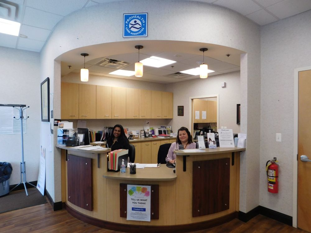 OPTUM PODIATRY - GARDEN CITY - Updated August 2025 - 10 Reviews - 2403 ...