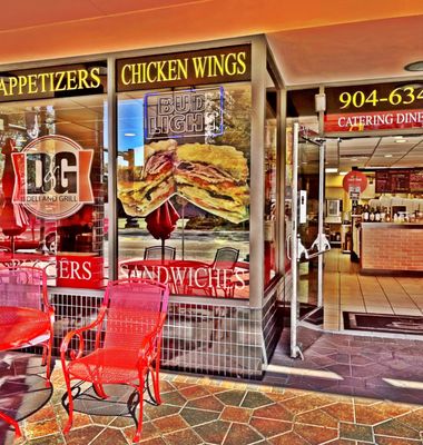D & G DELI & GRILL - 296 Photos & 115 Reviews - 233 E Bay St ...