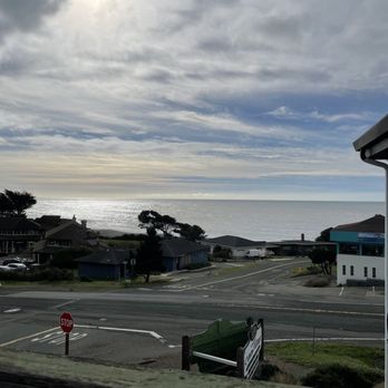 COVE AZUL BAR & GRILL - Updated August 2025 - 141 Photos & 298 Reviews ...