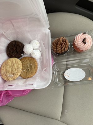 SIMPLY DELICIOUS BAKERY - Updated August 2025 - 30 Photos & 34 Reviews ...