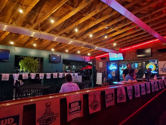 PEPPER’S BAR AND GRILL - Updated September 2024 - 36 Photos & 74 ...