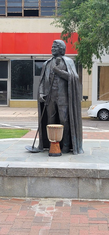 JAMES BROWN STATUE - Updated September 2025 - 42 Photos & 11 Reviews ...