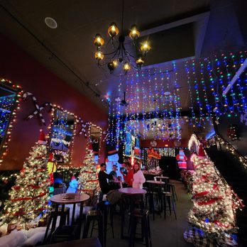 HOLLY JOLLY HOLIDAY BAR - Updated December 2024 - 30 Photos & 18 ...